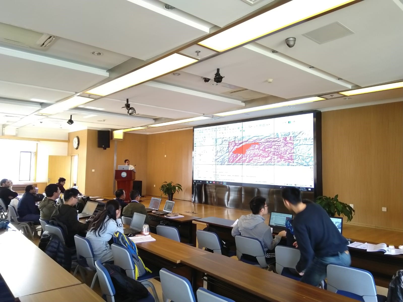 Training on glacio-hydrological modelling at the Institute of Tibetan ...
